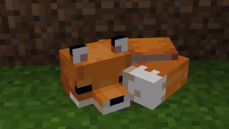 How To Tame A Fox In Minecraft (Make A New Fox Friend)