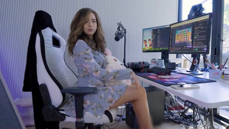 Pokimane PC Specs 2021: Custom Gaming PC Setup Revealed