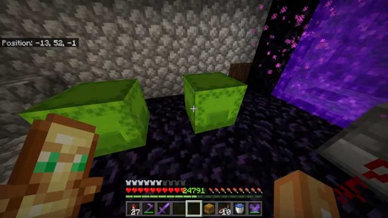 Minecraft: How To Duplicate Items (Best Dupe Glitches)