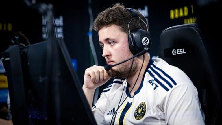 Best CSGO Viewmodel Settings Used By Pros (2023)